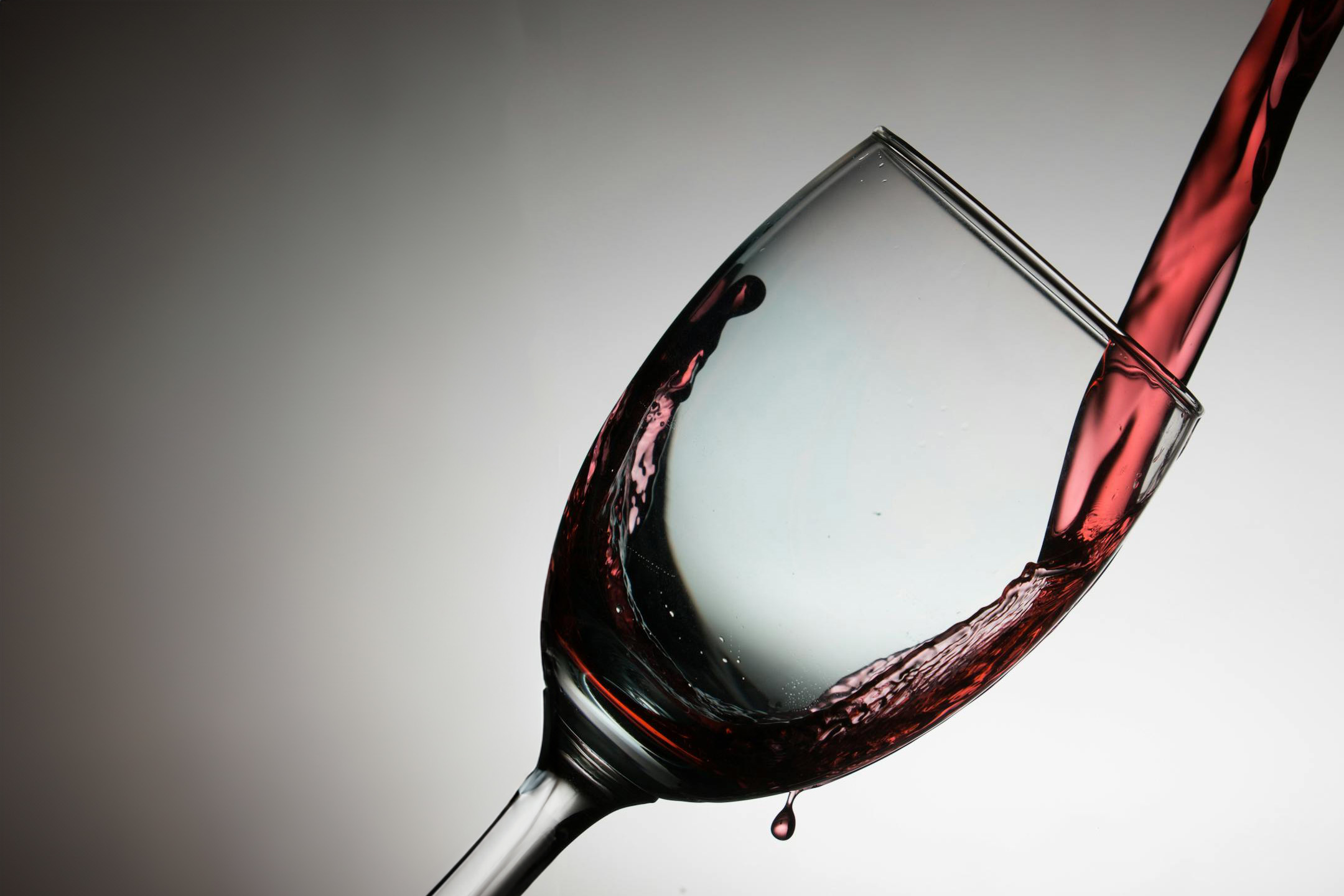 Can you use grape juice instead of wine for Holy Communion? - Archangel ...